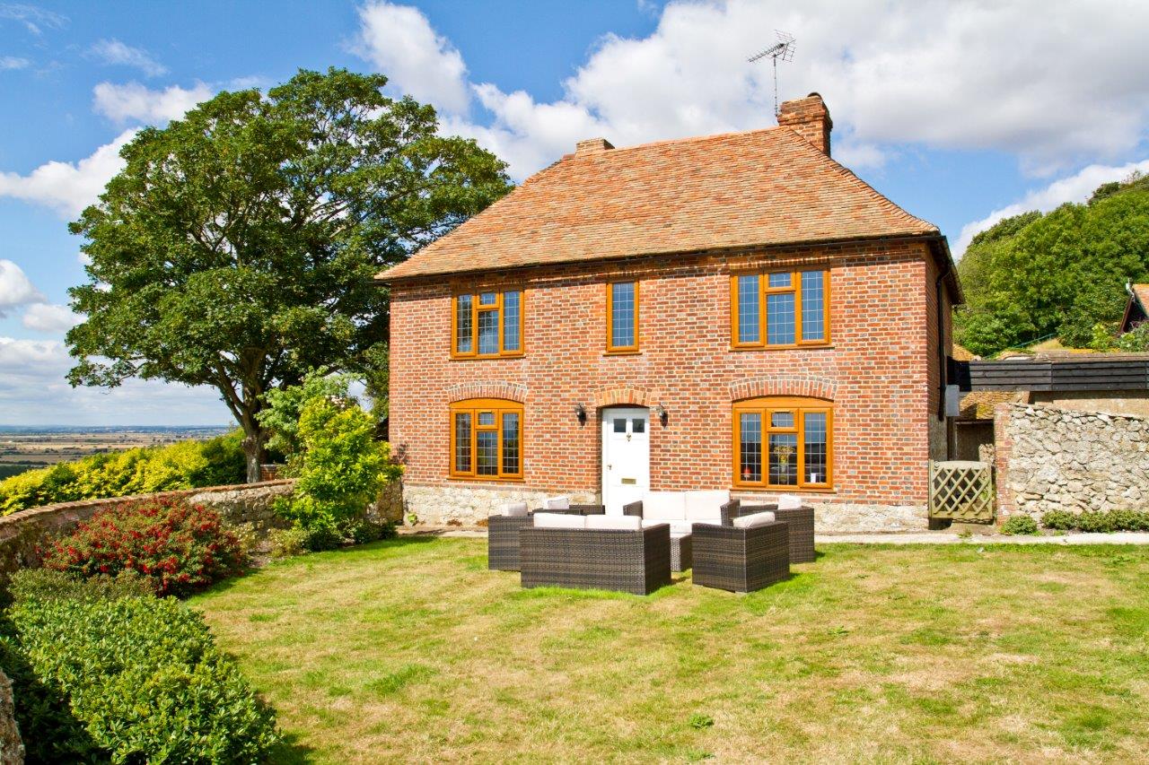 Top 5 Accommodations for Families at Port Lympne Hotel & Reserve